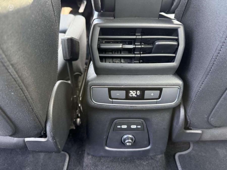 Melns Audi Q4 e-tron 2024 Viļņa, ar dzinēja tilpumu 0.00 L un nobraukumu 68 tūkst. km par 32700 €, foto 36 vietnē AUTOMOTO.COM.LV