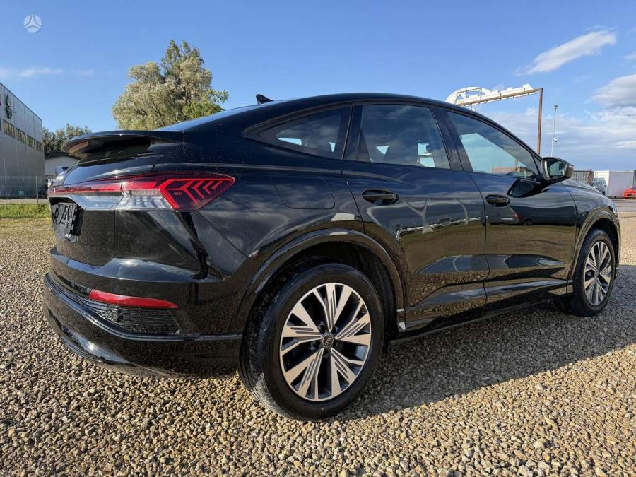 Melns Audi Q4 e-tron 2024 Viļņa, ar dzinēja tilpumu 0.00 L un nobraukumu 68 tūkst. km par 32700 €, foto 39 vietnē AUTOMOTO.COM.LV