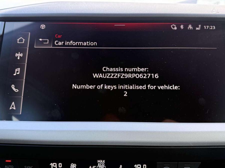 Melns Audi Q4 e-tron 2024 Viļņa, ar dzinēja tilpumu 0.00 L un nobraukumu 68 tūkst. km par 32700 €, foto 44 vietnē AUTOMOTO.COM.LV