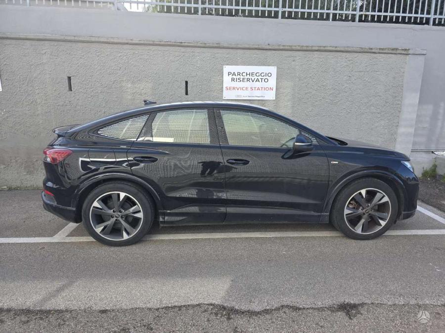 Black Audi Q4 e-tron 2021 in Telschi, with an engine capacity of 0.00 L and mileage of 19 thousand km for 26499 €, photo 2 on AUTOMOTO.COM.LV