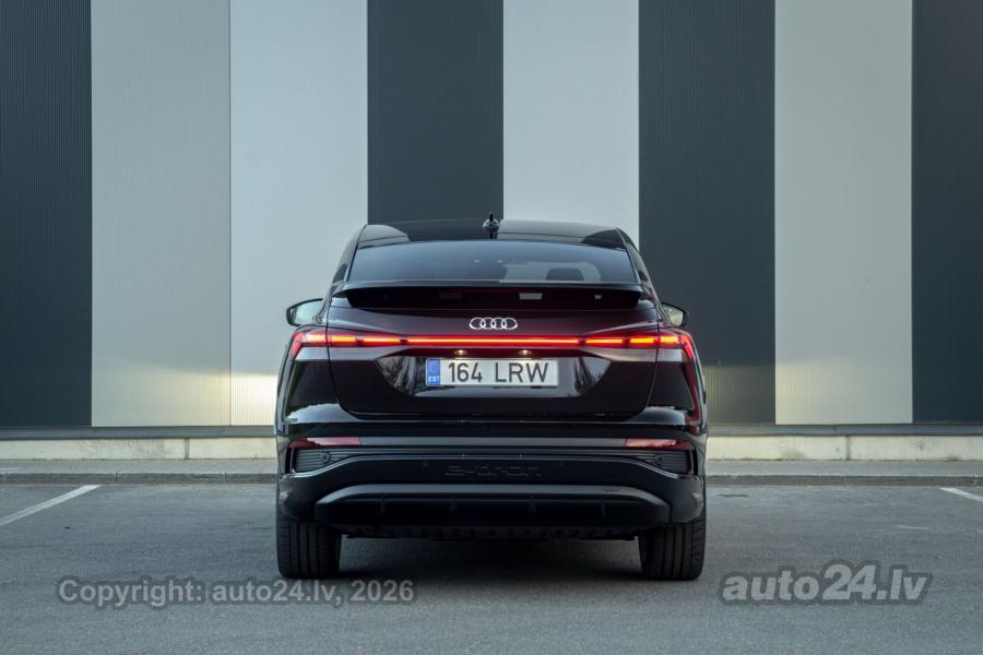 Black Audi Q4 e-tron 2022 in Tallinn, with an engine capacity of 0.00 L and mileage of 82 thousand km for 34500 €, photo 7 on AUTOMOTO.COM.LV