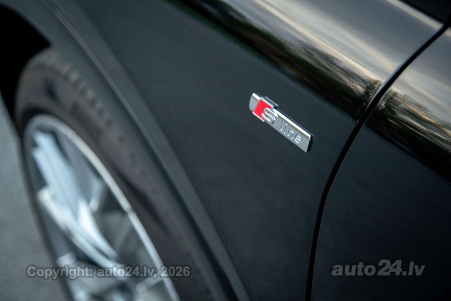 Black Audi Q4 e-tron 2022 in Tallinn, with an engine capacity of 0.00 L and mileage of 82 thousand km for 34500 €, photo 10 on AUTOMOTO.COM.LV