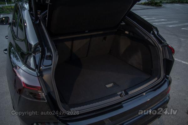 Black Audi Q4 e-tron 2022 in Tallinn, with an engine capacity of 0.00 L and mileage of 82 thousand km for 34500 €, photo 10 on AUTOMOTO.COM.LV