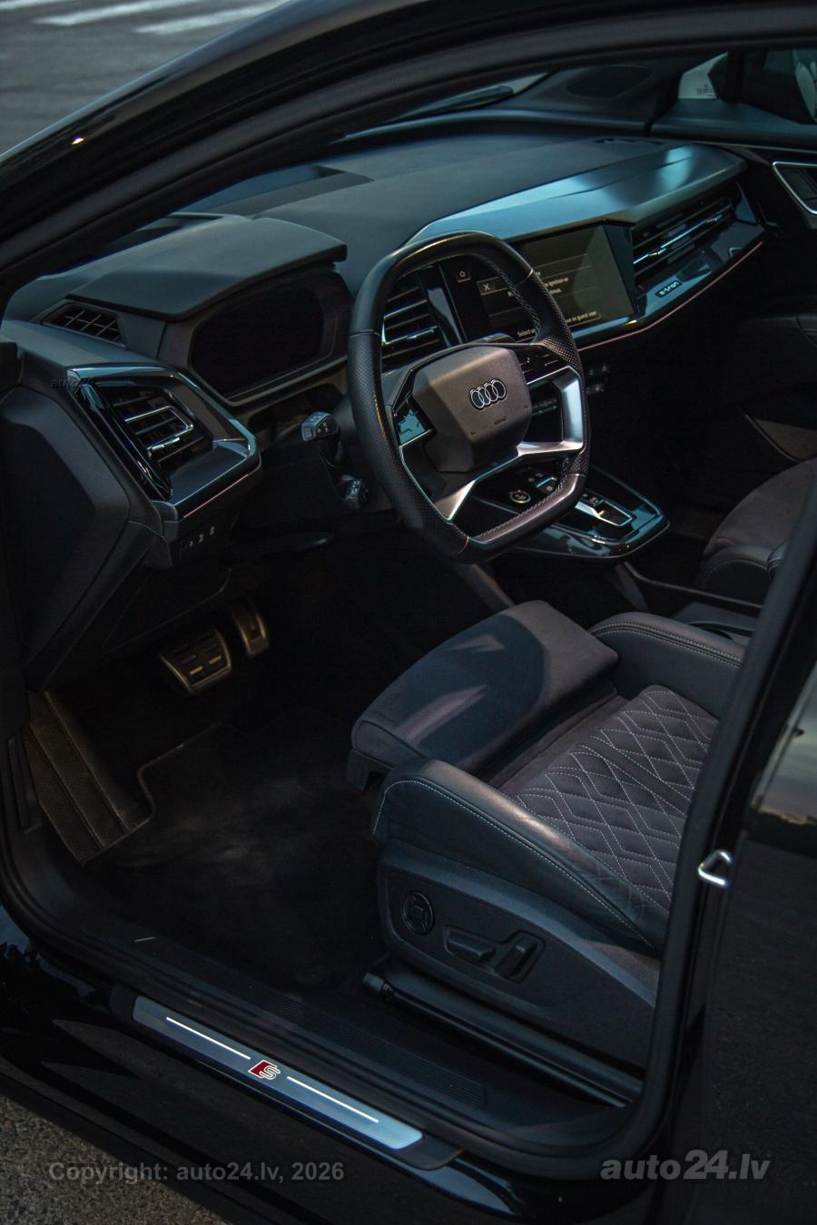 Black Audi Q4 e-tron 2022 in Tallinn, with an engine capacity of 0.00 L and mileage of 82 thousand km for 34500 €, photo 12 on AUTOMOTO.COM.LV