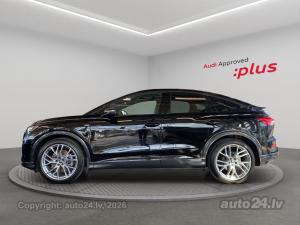 Black Audi Q4 e-tron 2023 in Tallinn, with an engine capacity of 0.00 L and mileage of 31 thousand km for 39900 €, photo 4 on AUTOMOTO.COM.LV