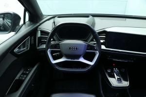 Melns Audi Q4 e-tron 2022 Viļņa, ar dzinēja tilpumu 0.00 L un nobraukumu 80 tūkst. km par 28190 €, foto 19 vietnē AUTOMOTO.COM.LV