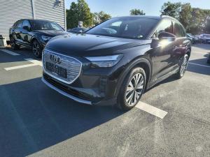 Черный Ауди Q4 e-tron 2022 в Вильнюс, объемом двигателя 0.00 л и пробегом 124 тыс. км за 25900 €, фото  на AUTOMOTO.COM.LV