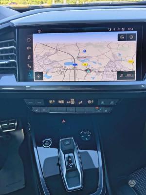 Черный Ауди Q4 e-tron 2022 в Вильнюс, объемом двигателя 0.00 л и пробегом 124 тыс. км за 25900 €, фото 7 на AUTOMOTO.COM.LV