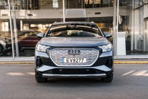 Zils Audi Q4 e-tron 2021 Kauņa, ar dzinēja tilpumu 0.00 L un nobraukumu 67 tūkst. km par 28500 €, foto 4 vietnē AUTOMOTO.COM.LV