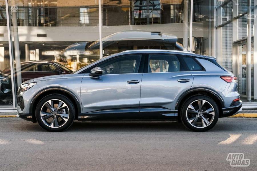 Zils Audi Q4 e-tron 2021 Kauņa, ar dzinēja tilpumu 0.00 L un nobraukumu 67 tūkst. km par 28500 €, foto 5 vietnē AUTOMOTO.COM.LV