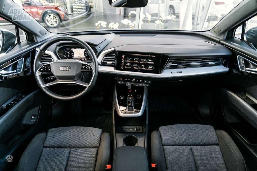 Zils Audi Q4 e-tron 2021 Kauņa, ar dzinēja tilpumu 0.00 L un nobraukumu 67 tūkst. km par 28500 €, foto 10 vietnē AUTOMOTO.COM.LV