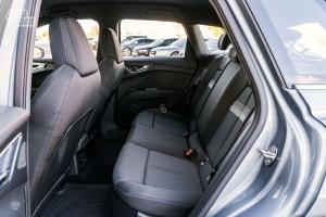Zils Audi Q4 e-tron 2021 Kauņa, ar dzinēja tilpumu 0.00 L un nobraukumu 67 tūkst. km par 28500 €, foto 17 vietnē AUTOMOTO.COM.LV