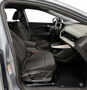 Blue Audi Q4 e-tron 2021 in Kaunas, with an engine capacity of 0.00 L and mileage of 72 thousand km for 23800 €, photo 8 on AUTOMOTO.COM.LV