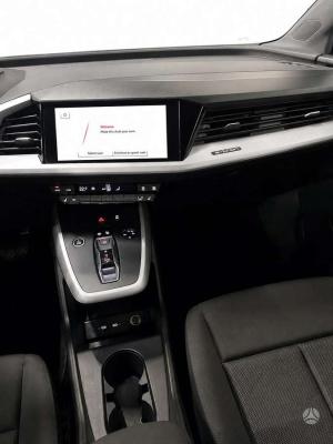Blue Audi Q4 e-tron 2021 in Kaunas, with an engine capacity of 0.00 L and mileage of 72 thousand km for 23800 €, photo 11 on AUTOMOTO.COM.LV