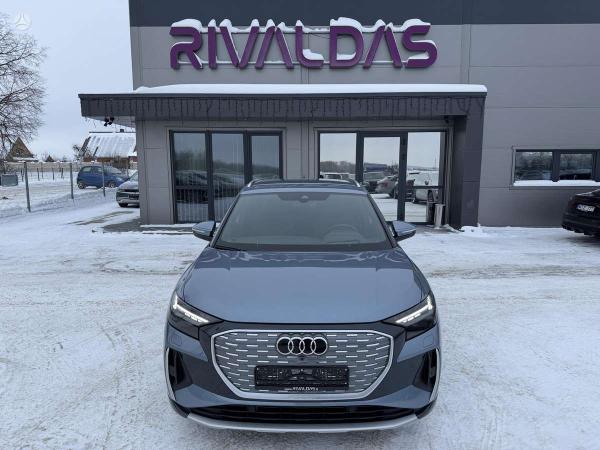 Zils Audi Q4 e-tron 2022 Šauļi, ar dzinēja tilpumu 0.00 L un nobraukumu 71 tūkst. km par 32990 €, foto 4 vietnē AUTOMOTO.COM.LV