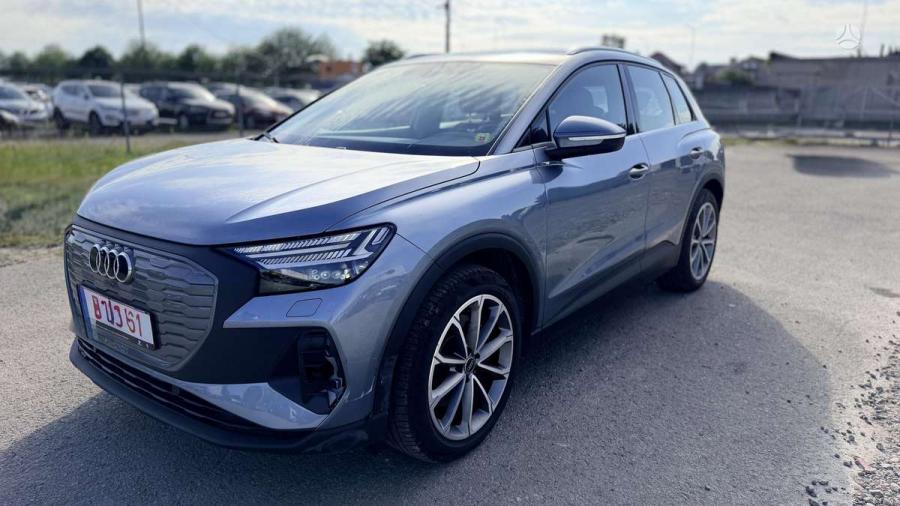 Blue Audi Q4 e-tron 2022 in Siauliai, with an engine capacity of 0.00 L and mileage of 70 thousand km for 24650 €, photo 8 on AUTOMOTO.COM.LV