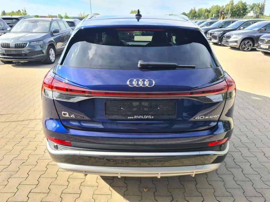 Синий Ауди Q4 e-tron 2022 в Шяуляй, объемом двигателя 0.00 л и пробегом 138 тыс. км за 28990 €, фото 9 на AUTOMOTO.COM.LV