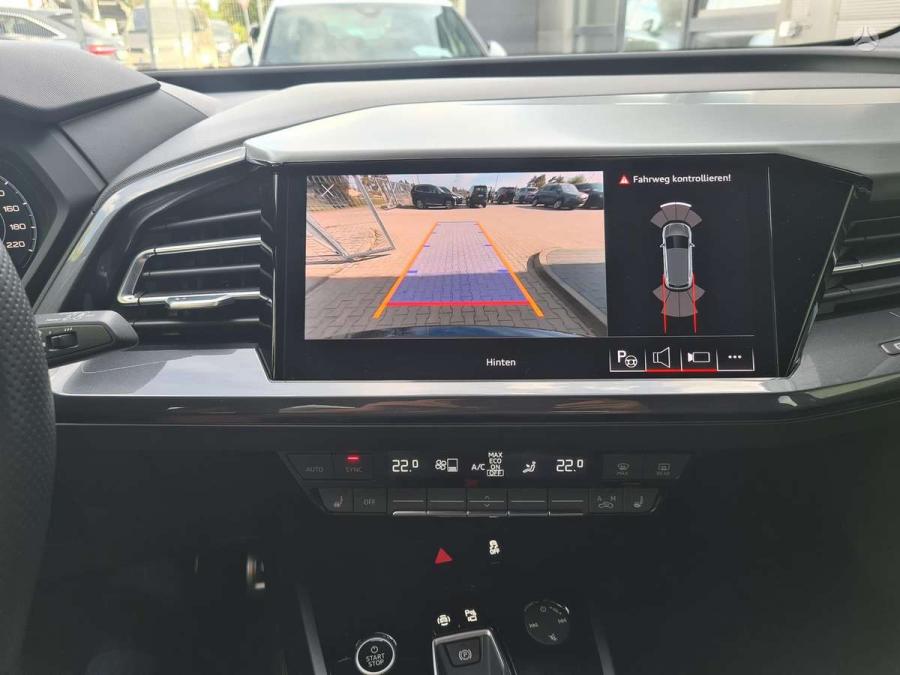 Синий Ауди Q4 e-tron 2022 в Шяуляй, объемом двигателя 0.00 л и пробегом 138 тыс. км за 28990 €, фото 24 на AUTOMOTO.COM.LV