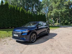 Zils Audi Q4 e-tron 2023 Kauņa, ar dzinēja tilpumu 0.00 L un nobraukumu 21 tūkst. km par 30500 €, foto 3 vietnē AUTOMOTO.COM.LV