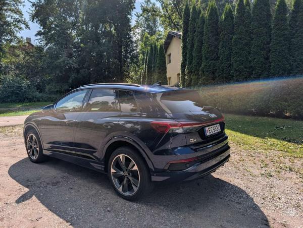 Ауди Q4 e-tron 2023 в Каунас на AUTOMOTO.COM.LV Синий Ауди Q4 e-tron 2023 в Каунас, объемом двигателя 0.00 л и пробегом 21 тыс. км за 30500 €, фото 4 на AUTOMOTO.COM.LV