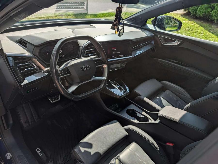 Zils Audi Q4 e-tron 2023 Kauņa, ar dzinēja tilpumu 0.00 L un nobraukumu 21 tūkst. km par 30500 €, foto 8 vietnē AUTOMOTO.COM.LV