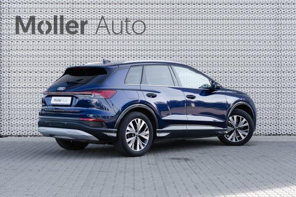 Zils Audi Q4 e-tron 2023 Mārupe, ar dzinēja tilpumu 0.00 L un nobraukumu 58 tūkst. km par 36900 €, foto 5 vietnē AUTOMOTO.COM.LV