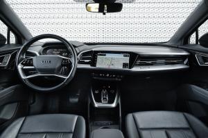 Blue Audi Q4 e-tron 2023 in Marupe, with an engine capacity of 0.00 L and mileage of 58 thousand km for 36900 €, photo 7 on AUTOMOTO.COM.LV