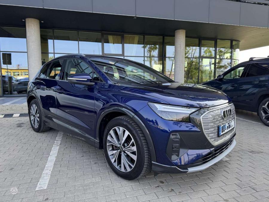 Синий Ауди Q4 e-tron 2024 в Каунас, объемом двигателя 0.00 л и пробегом 42 тыс. км за 32300 €, фото 3 на AUTOMOTO.COM.LV