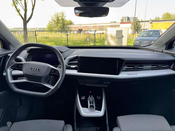 Zils Audi Q4 e-tron 2024 Kauņa, ar dzinēja tilpumu 0.00 L un nobraukumu 42 tūkst. km par 32300 €, foto 8 vietnē AUTOMOTO.COM.LV