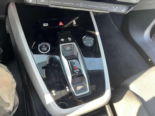 Blue Audi Q4 e-tron 2024 in Panevezys, with an engine capacity of 0.00 L and mileage of 23 thousand km for 37900 €, photo 9 on AUTOMOTO.COM.LV