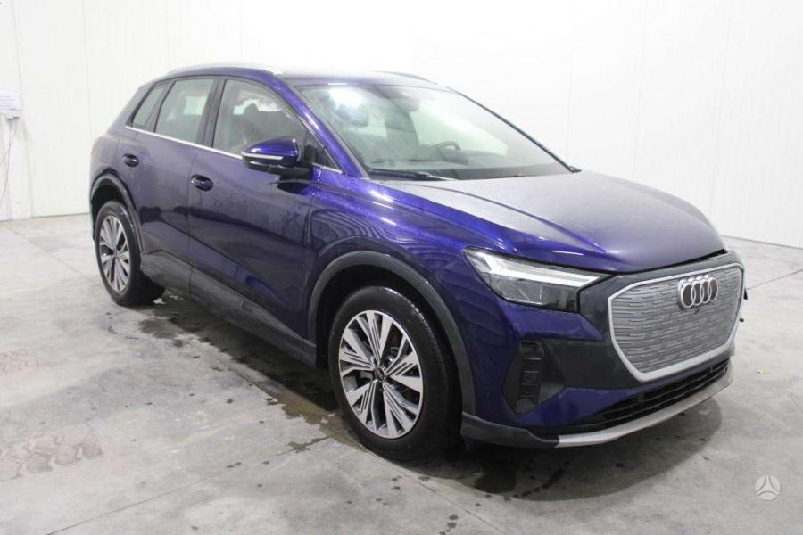 Blue Audi Q4 e-tron 2025 in Kursenai, with an engine capacity of 0.00 L and mileage of 9 thousand km for 30492 €, photo 1 on AUTOMOTO.COM.LV