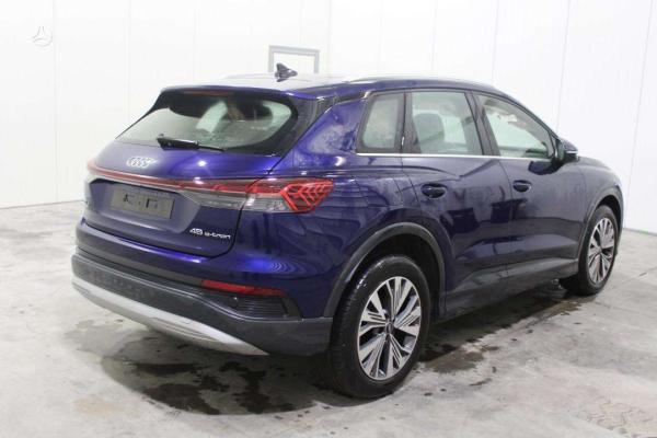Zils Audi Q4 e-tron 2025 Kuršėnai, ar dzinēja tilpumu 0.00 L un nobraukumu 9 tūkst. km par 30492 €, foto 4 vietnē AUTOMOTO.COM.LV