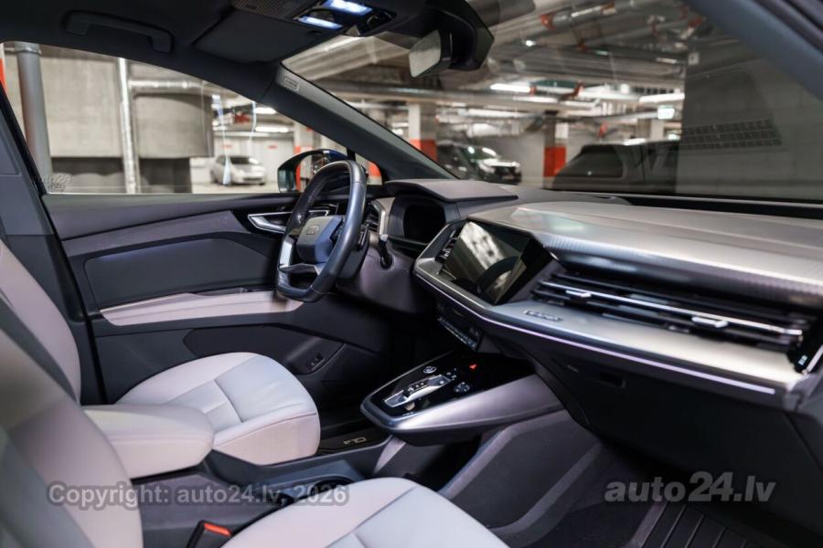 Zils Audi Q4 e-tron 2021 Tallina, ar dzinēja tilpumu 0.00 L un nobraukumu 91 tūkst. km par 32000 €, foto 14 vietnē AUTOMOTO.COM.LV