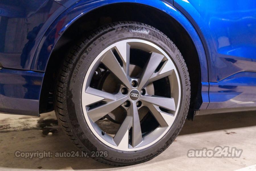 Zils Audi Q4 e-tron 2021 Tallina, ar dzinēja tilpumu 0.00 L un nobraukumu 91 tūkst. km par 32000 €, foto 18 vietnē AUTOMOTO.COM.LV