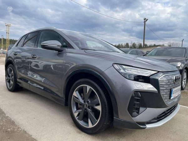 Pelēks Audi Q4 e-tron 2021 Viļņa, ar dzinēja tilpumu 0.00 L un nobraukumu 165 tūkst. km par 20600 €, foto 2 vietnē AUTOMOTO.COM.LV