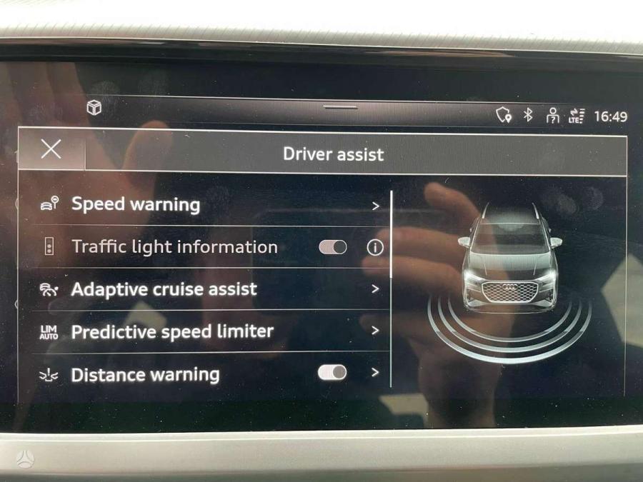 Серый Ауди Q4 e-tron 2021 в Вильнюс, объемом двигателя 0.00 л и пробегом 165 тыс. км за 20600 €, фото 20 на AUTOMOTO.COM.LV