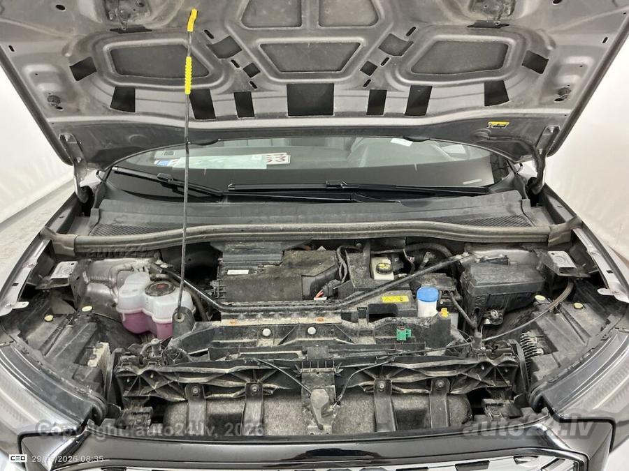 Grey Audi Q4 e-tron 2021 in Tartu, with an engine capacity of 0.00 L and mileage of 185 thousand km for 31900 €, photo 13 on AUTOMOTO.COM.LV