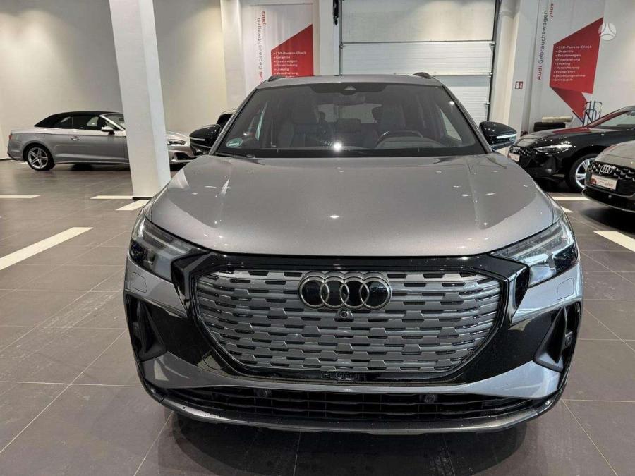 Grey Audi Q4 e-tron 2022 in Vilnius, with an engine capacity of 0.00 L and mileage of 98 thousand km for 30989 €, photo 8 on AUTOMOTO.COM.LV