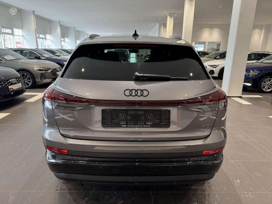 Grey Audi Q4 e-tron 2022 in Vilnius, with an engine capacity of 0.00 L and mileage of 98 thousand km for 30989 €, photo 9 on AUTOMOTO.COM.LV