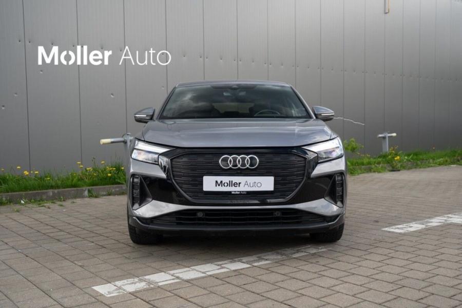Pelēks Audi Q4 e-tron 2022 Viļņa, ar dzinēja tilpumu 0.00 L un nobraukumu 99 tūkst. km par 32300 €, foto 5 vietnē AUTOMOTO.COM.LV