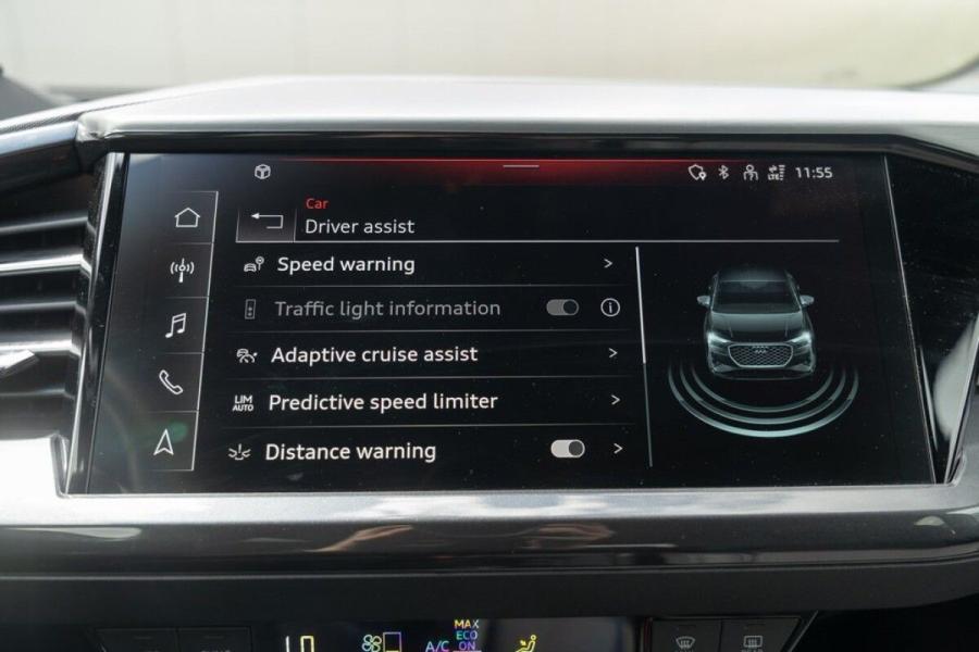 Pelēks Audi Q4 e-tron 2022 Viļņa, ar dzinēja tilpumu 0.00 L un nobraukumu 99 tūkst. km par 32300 €, foto 15 vietnē AUTOMOTO.COM.LV