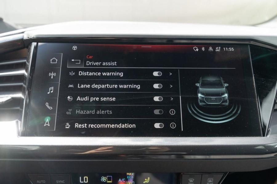 Pelēks Audi Q4 e-tron 2022 Viļņa, ar dzinēja tilpumu 0.00 L un nobraukumu 99 tūkst. km par 32300 €, foto 16 vietnē AUTOMOTO.COM.LV