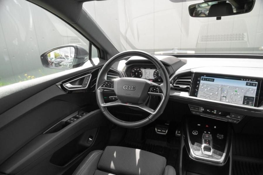 Pelēks Audi Q4 e-tron 2022 Viļņa, ar dzinēja tilpumu 0.00 L un nobraukumu 99 tūkst. km par 32300 €, foto 19 vietnē AUTOMOTO.COM.LV