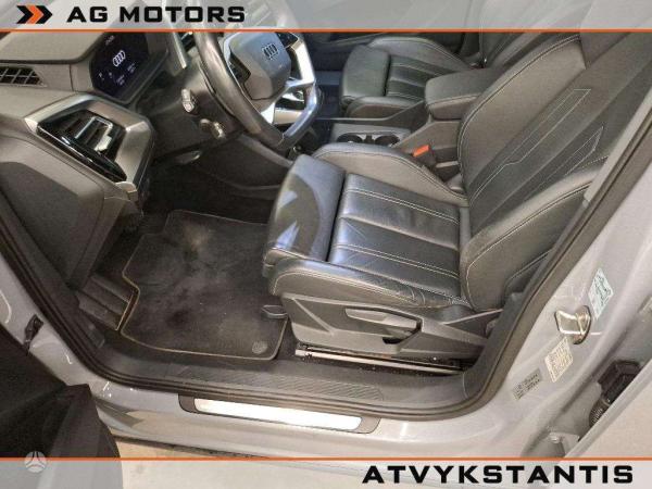 Grey Audi Q4 e-tron 2022 in Vilnius, with an engine capacity of 0.00 L and mileage of 118 thousand km for 27500 €, photo 4 on AUTOMOTO.COM.LV