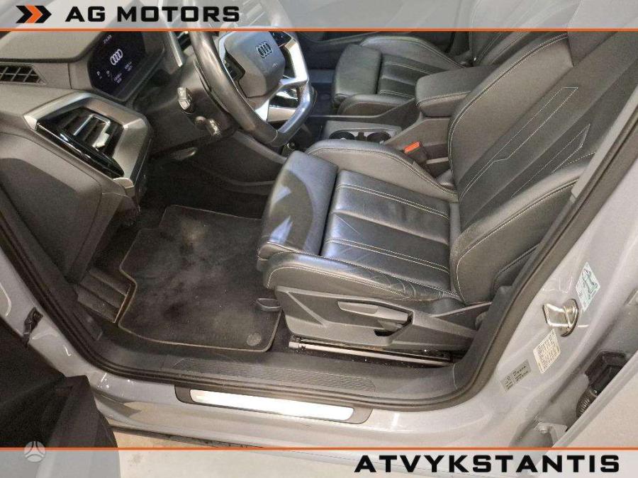 Pelēks Audi Q4 e-tron 2022 Viļņa, ar dzinēja tilpumu 0.00 L un nobraukumu 118 tūkst. km par 27500 €, foto 5 vietnē AUTOMOTO.COM.LV