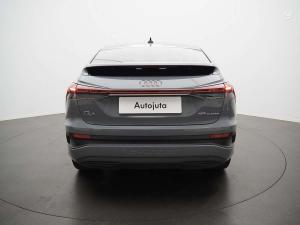 Pelēks Audi Q4 e-tron 2022 Viļņa, ar dzinēja tilpumu 0.00 L un nobraukumu 58 tūkst. km par 29000 €, foto 6 vietnē AUTOMOTO.COM.LV