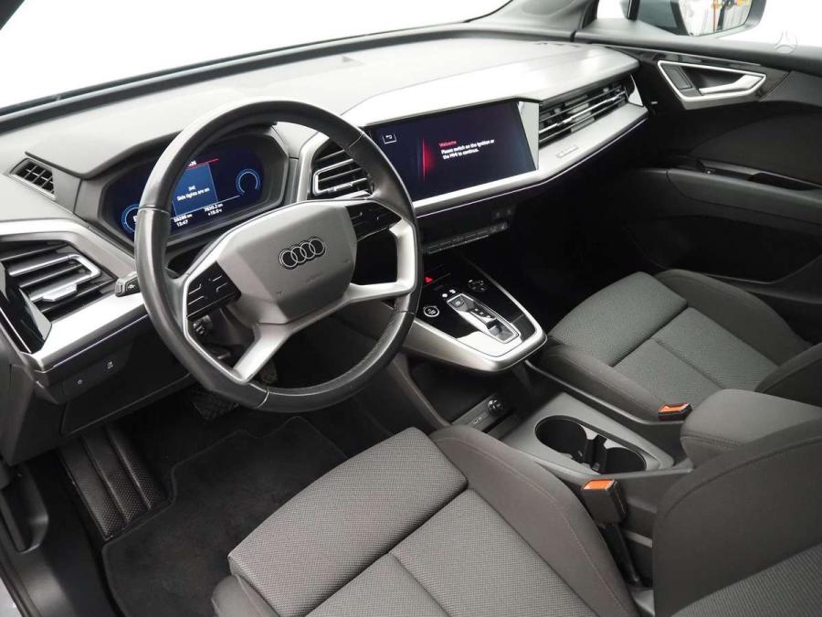 Pelēks Audi Q4 e-tron 2022 Viļņa, ar dzinēja tilpumu 0.00 L un nobraukumu 58 tūkst. km par 29000 €, foto 10 vietnē AUTOMOTO.COM.LV
