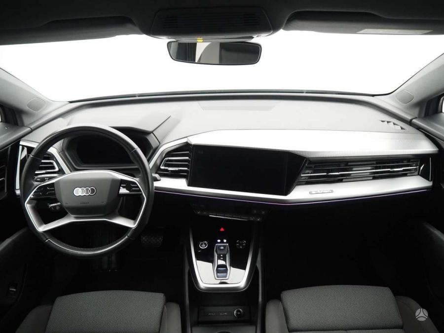 Pelēks Audi Q4 e-tron 2022 Viļņa, ar dzinēja tilpumu 0.00 L un nobraukumu 58 tūkst. km par 29000 €, foto 20 vietnē AUTOMOTO.COM.LV