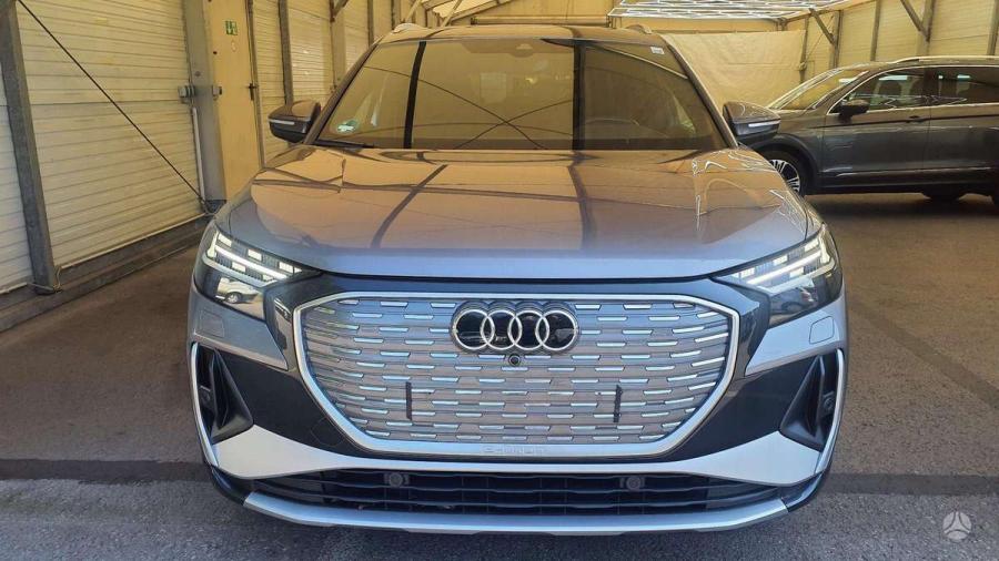 Grey Audi Q4 e-tron 2022 in Vilnius, with an engine capacity of 0.00 L and mileage of 73 thousand km for 36111 €, photo 12 on AUTOMOTO.COM.LV