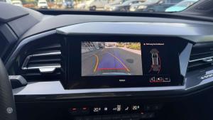 Pelēks Audi Q4 e-tron 2022 Viļņa, ar dzinēja tilpumu 0.00 L un nobraukumu 73 tūkst. km par 36222 €, foto 22 vietnē AUTOMOTO.COM.LV
